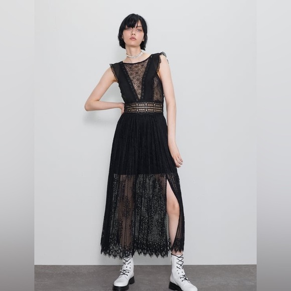 Zara | Dresses | Zara Contrasting Sheer Lace Black Patterned V Neck ...